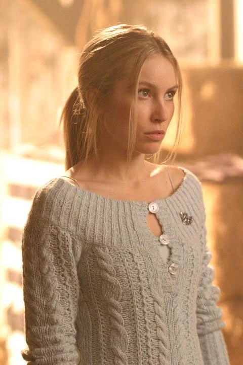 Alicia Baker (Smallville) | DC Database | FANDOM powered by Wikia