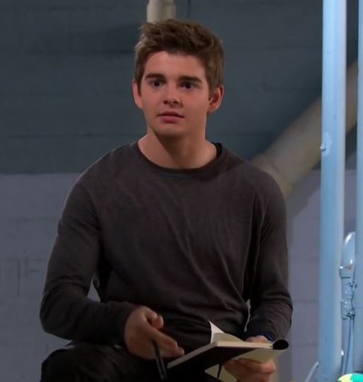 Max Thunderman The Thundermans Wiki Fandom Powered By Wikia
