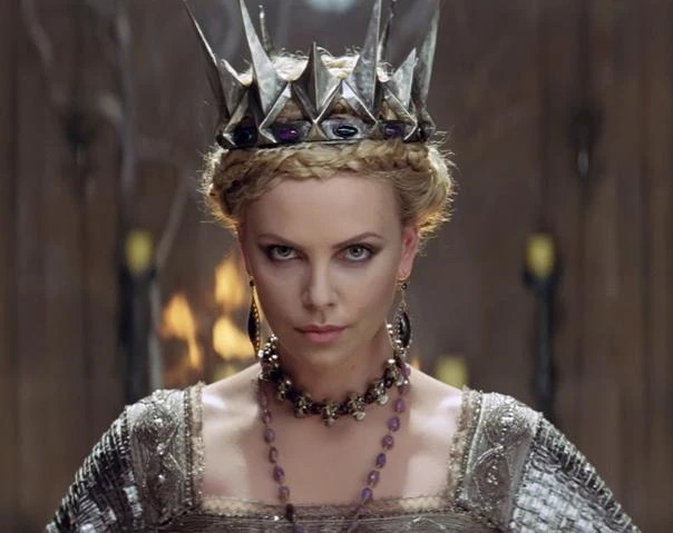 Queen Ravenna | Fictional Characters Wiki | FANDOM powered by Wikia