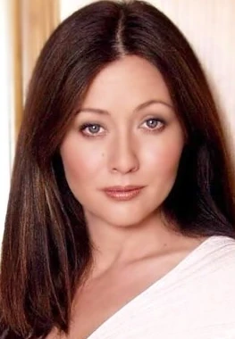 Prue Halliwell | Charmed: The Virtual Series Wiki | Fandom powered by Wikia
