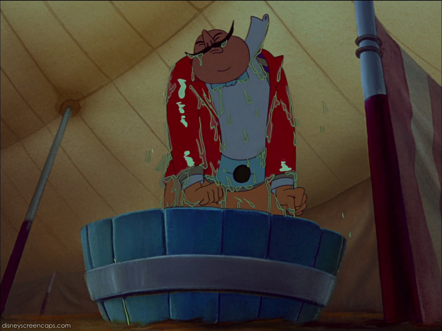 Image - Dumbo-disneyscreencaps com-2025.jpg | Disney Wiki | Fandom ...