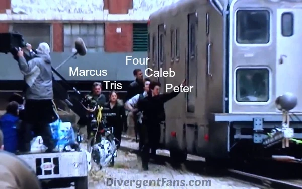 Image - Divergent train scene.jpg | Divergent Wiki | FANDOM powered by Wikia