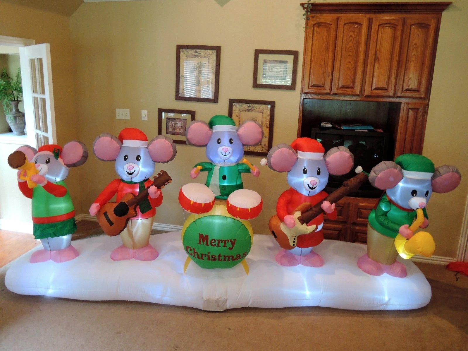 Image - Gemmy inflatable Christmas mouse band.JPG | Gemmy Wiki | Fandom ...
