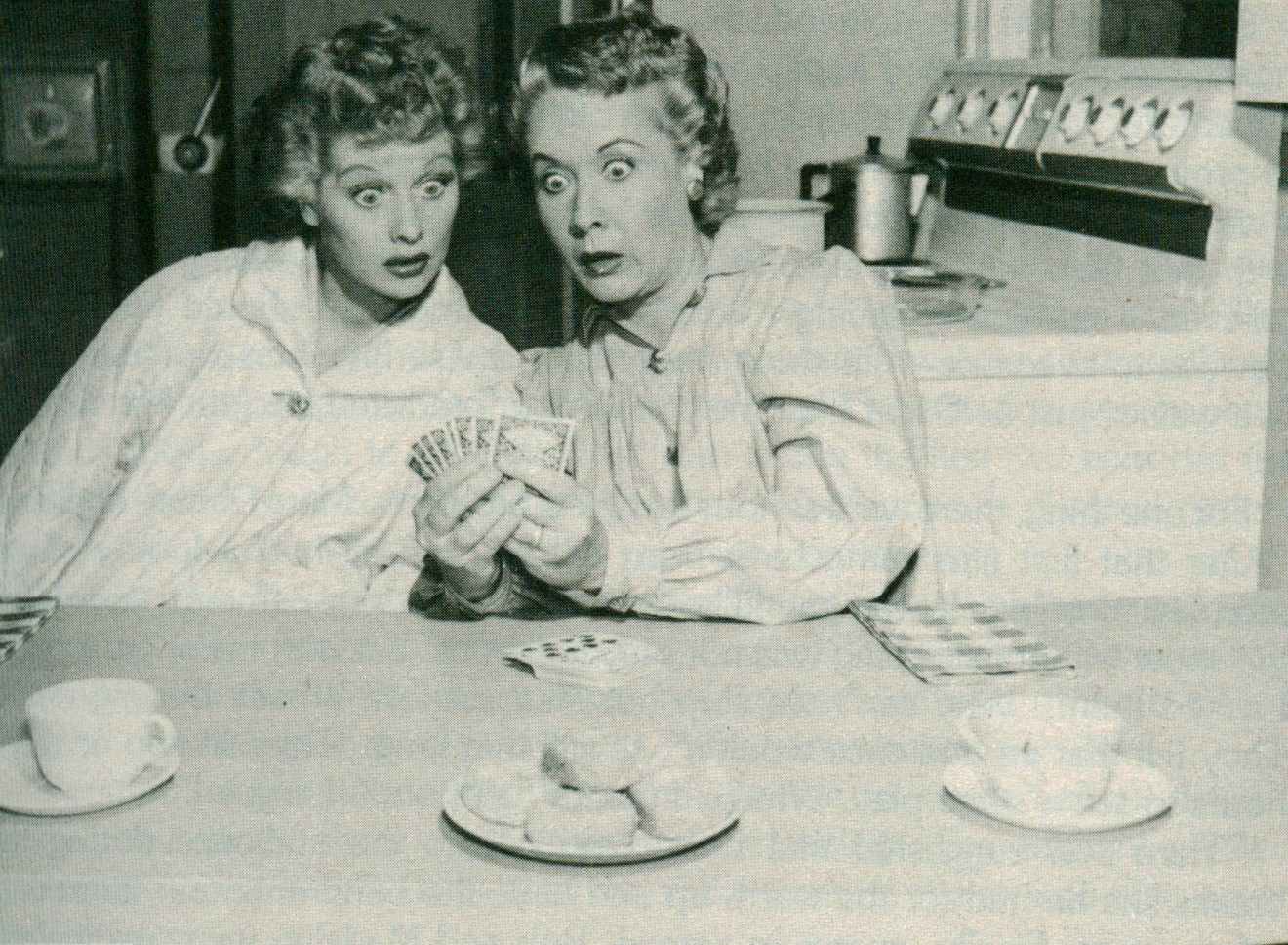Lucy Thinks Ricky Is Trying To Murder Her I Love Lucy Wiki Fandom Powered By Wikia