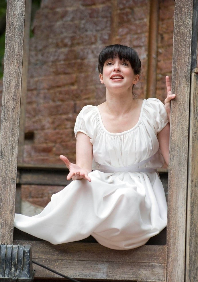 Laura Donnelly | Merlin Wiki | Fandom powered by Wikia