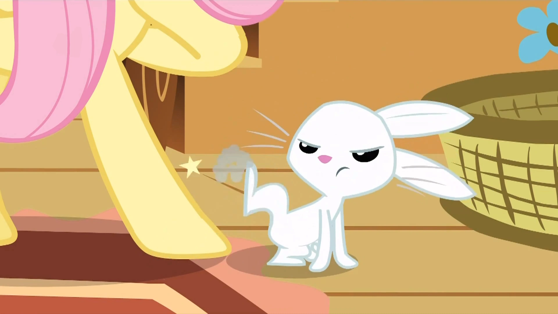 Image - Angel wasting no time S01E22.png | My Little Pony Friendship is ...