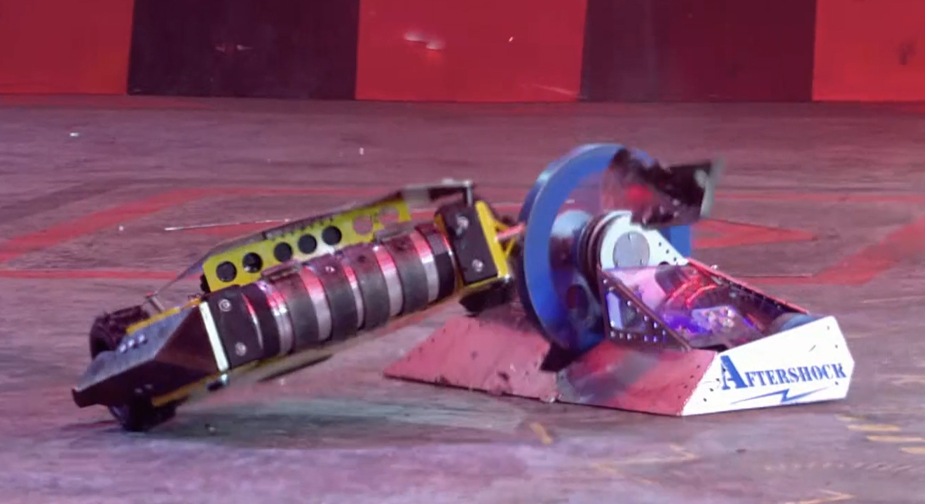 Image Aftershock Vs Sabretooth 1 Robot Wars Wiki Fandom
