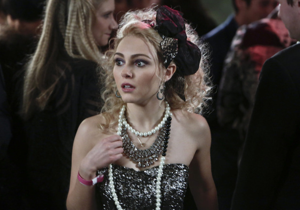 Carrie Bradshaw The Carrie Diaries Wiki Fandom Powered By Wikia