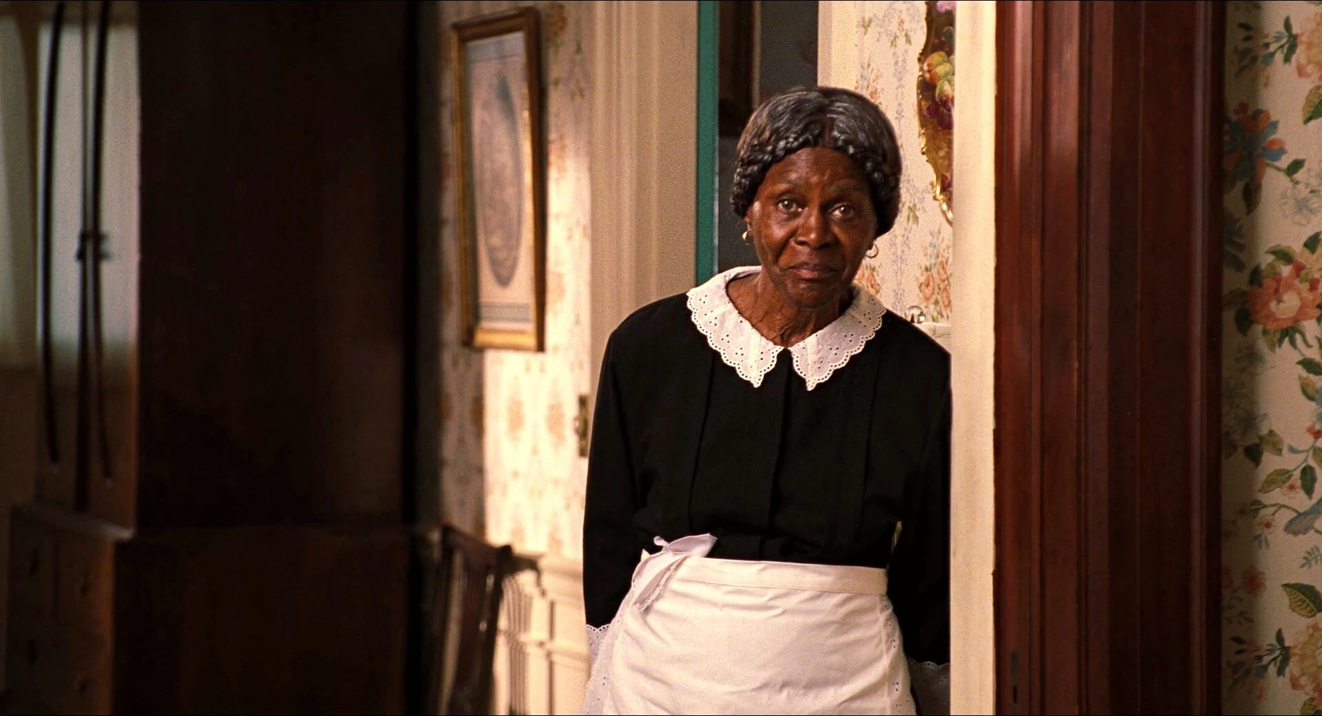 Image - Constantine at the Phelans' home.jpg | The Help 2011 Film Wiki ...