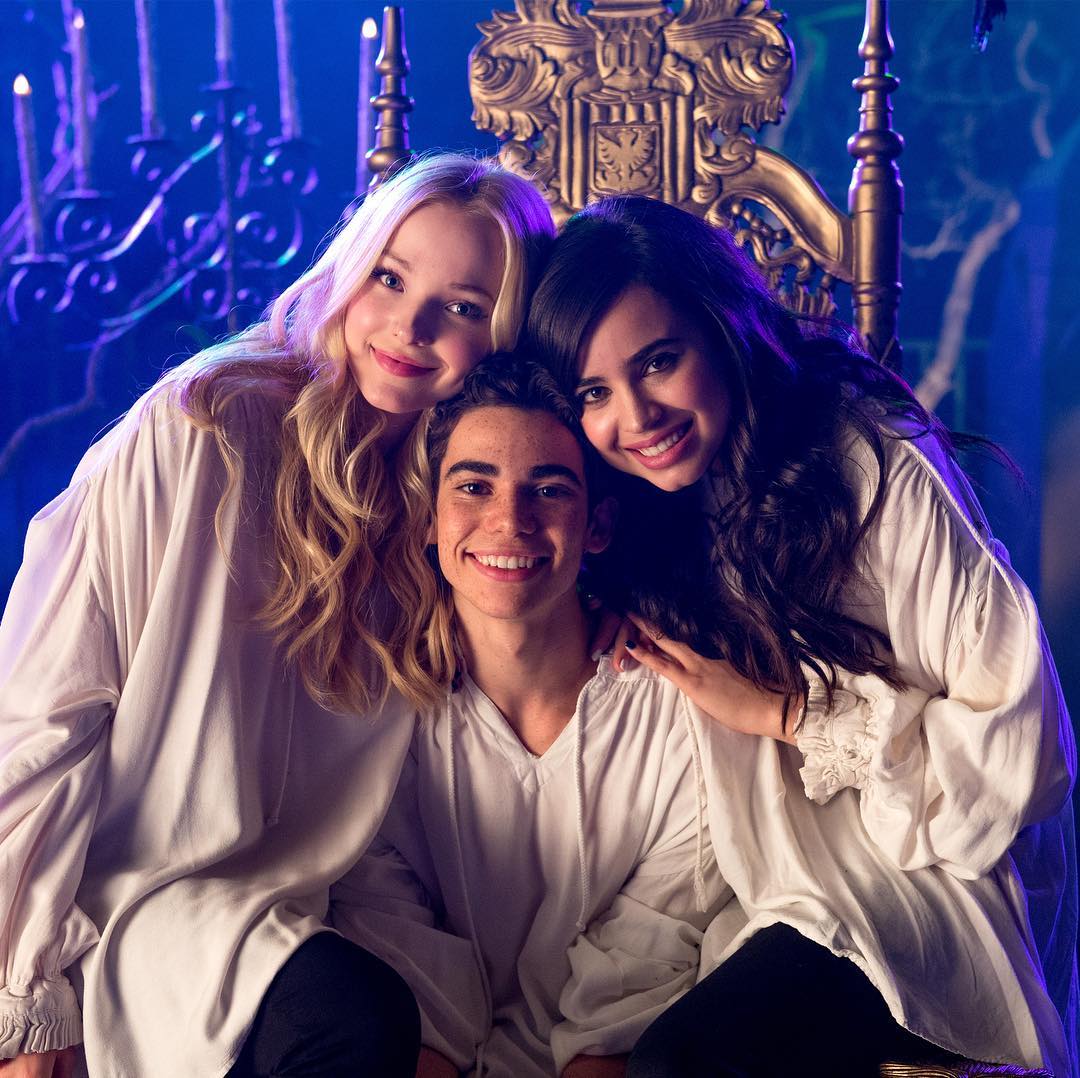 Image Dove Sofia Cameron Descendants Wiki Fandom Powered By Wikia