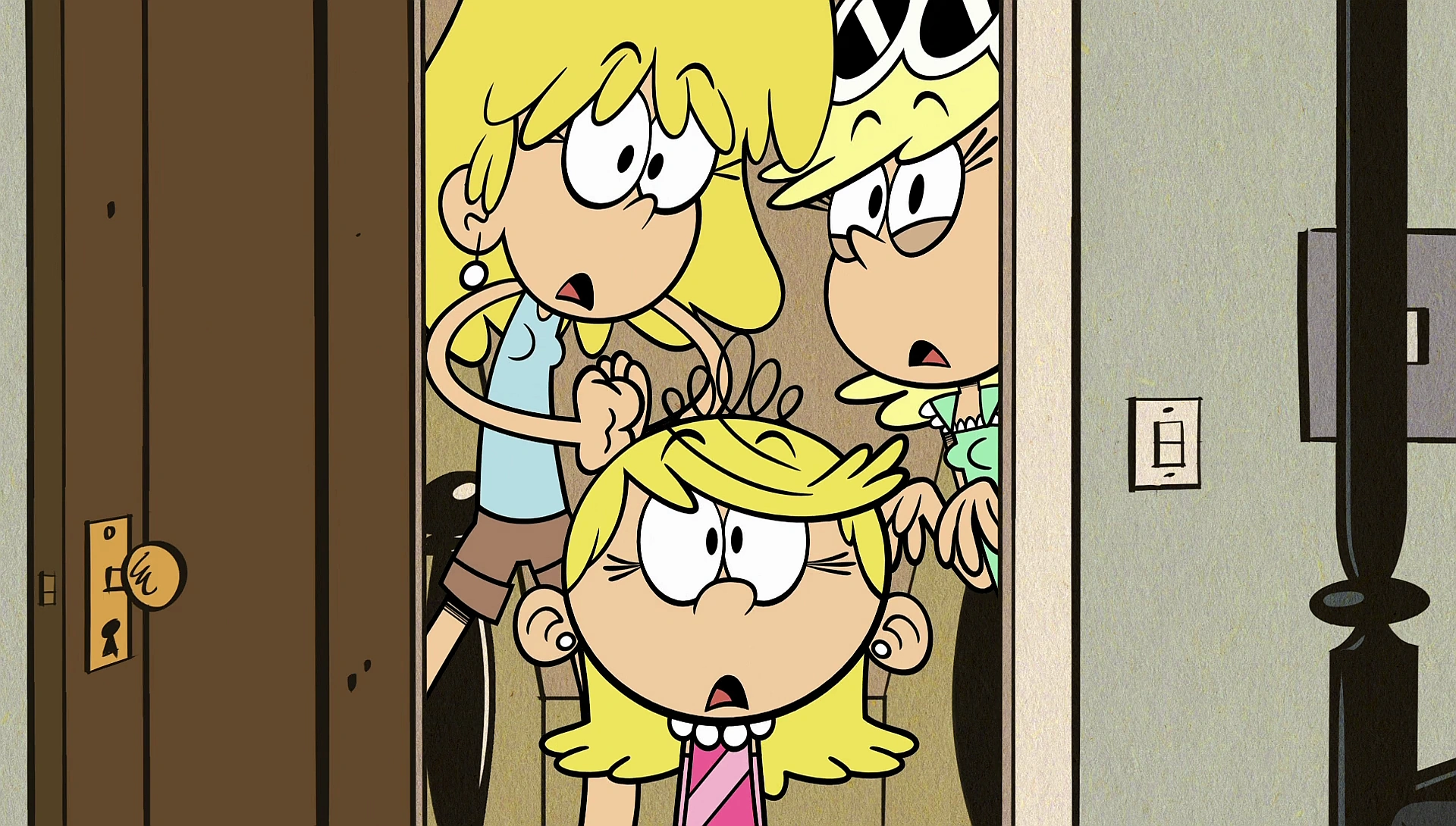 Image - S2E04B Lori, Leni, and Lola surprised at Lucy.png | The Loud House Encyclopedia | FANDOM ...