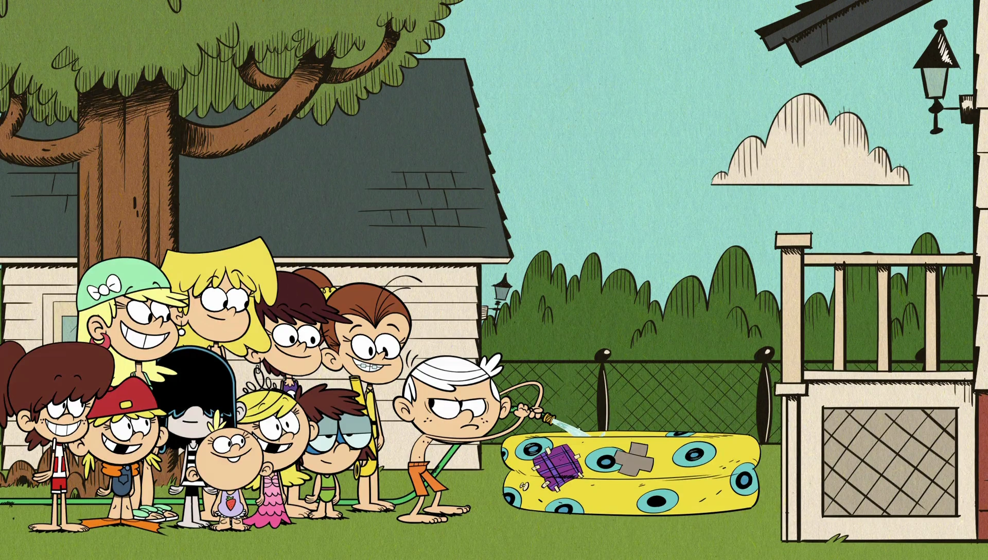Image - S1E08A Lincoln refills the pool.png | The Loud House ...