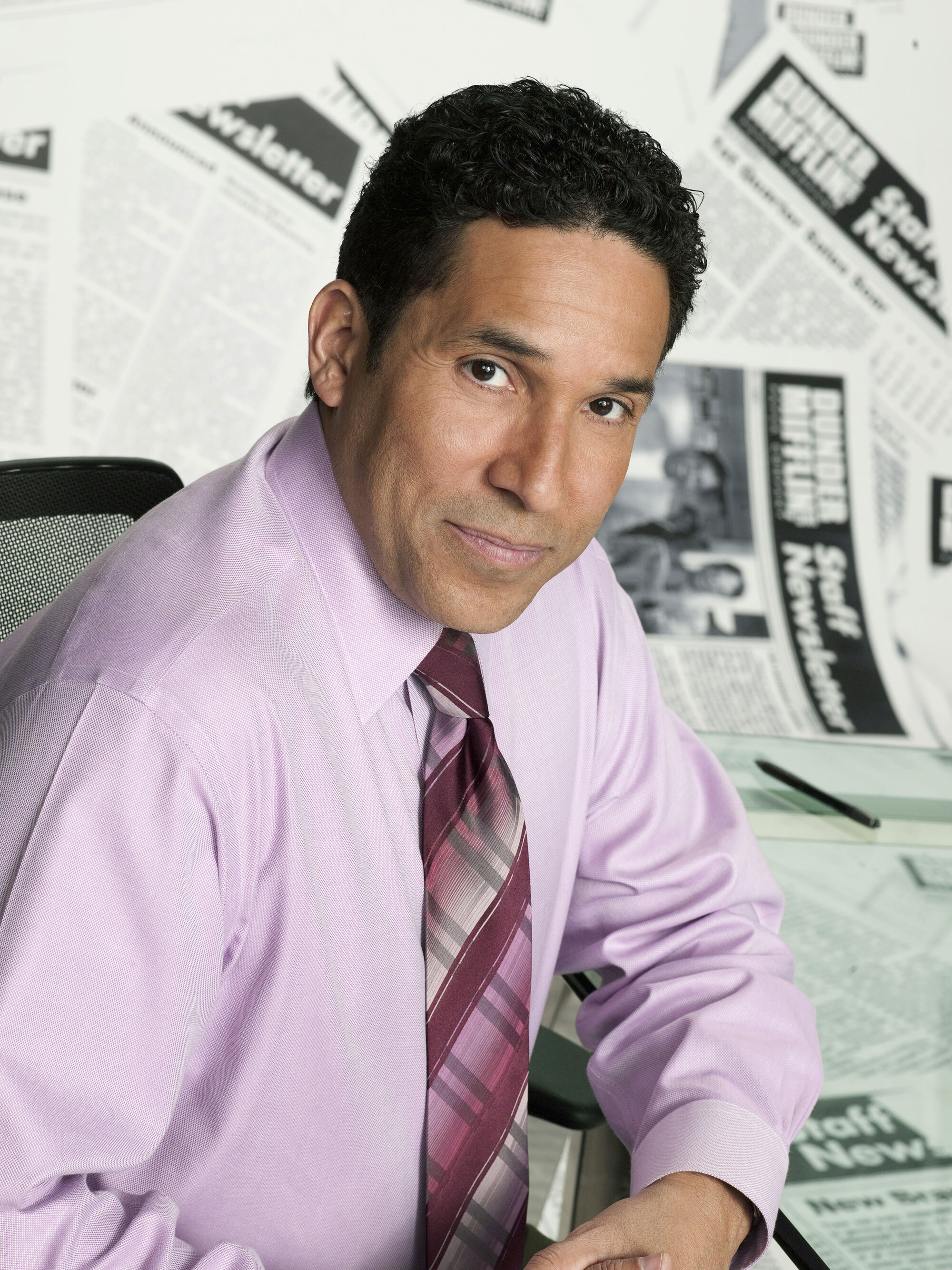 Oscar Martinez | Dunderpedia: The Office Wiki | FANDOM powered by Wikia