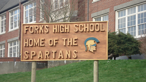 Forks High School | Twilight Saga Wiki | FANDOM powered by Wikia