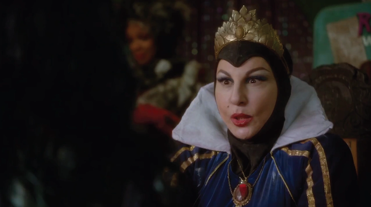 Evil Queen (Descendants) | Villains Wiki | Fandom powered by Wikia